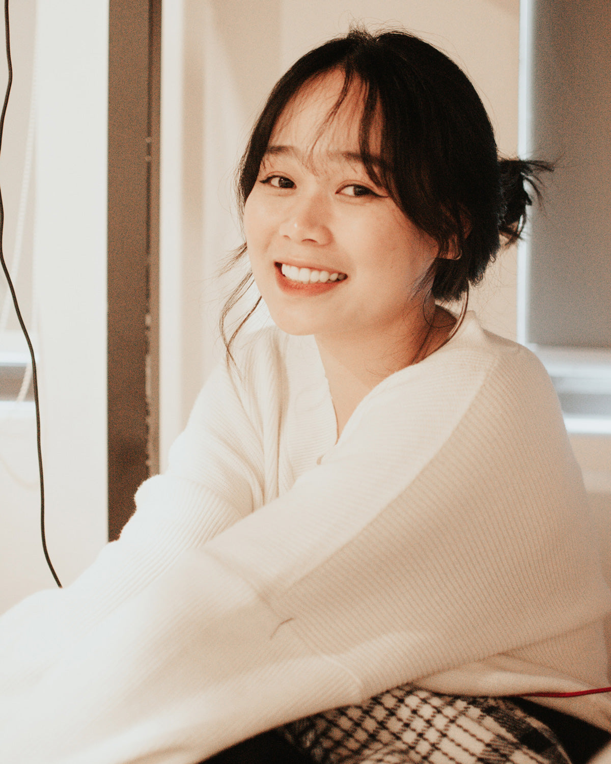 Hướng Dẫn Nàng Cách Chọn Bông Tai Cho Tai Nhỏ – JUNIE VN